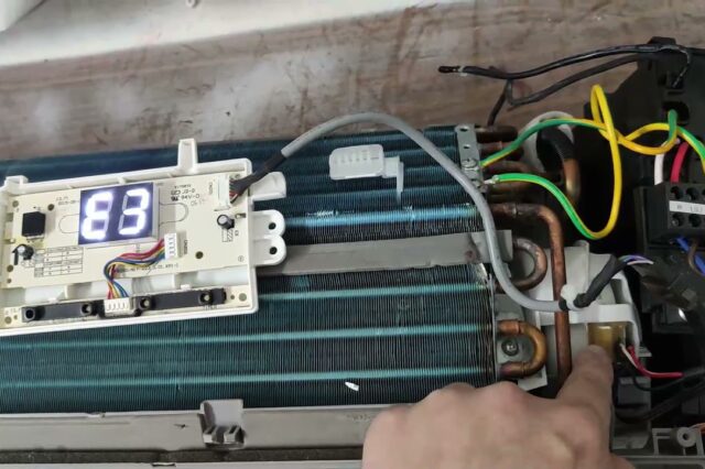 Ubicación del capacitor en un aire acondicionado tipo split